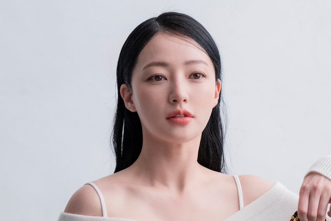 Profile Song Ha-yoon: Rose to Fame with Villain Role, Faces Similar ...