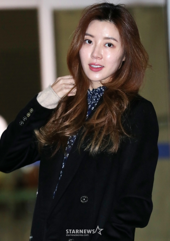 Park Han-byul Breaks Down Over Husband’s "Burning Sun" Scandal ...
