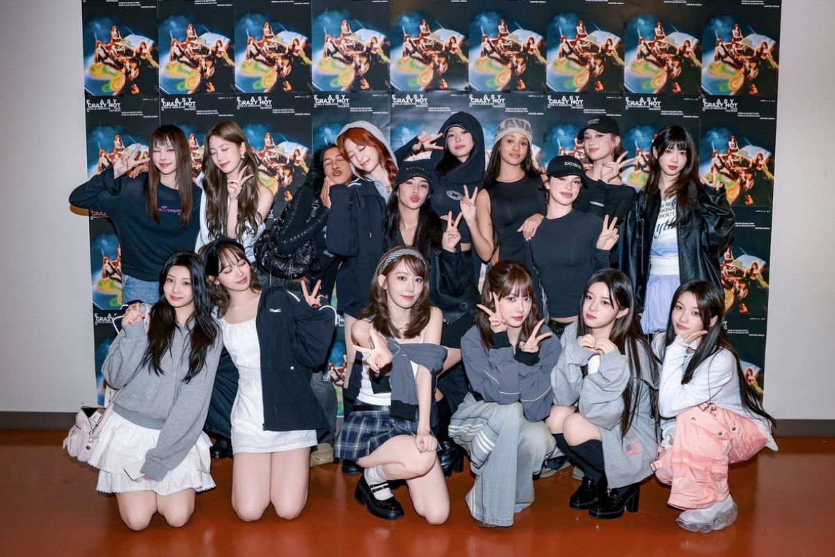 HYBE Proves It's the Ultimate Girl Group Powerhouse: LE SSERAFIM, ILLIT, KATSEYE's Visual ...