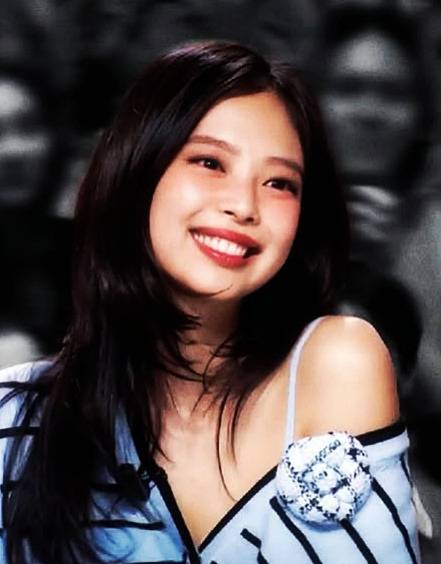 Jennie’s Signature Layered Cut: A Complete Guide to This Chic and ...