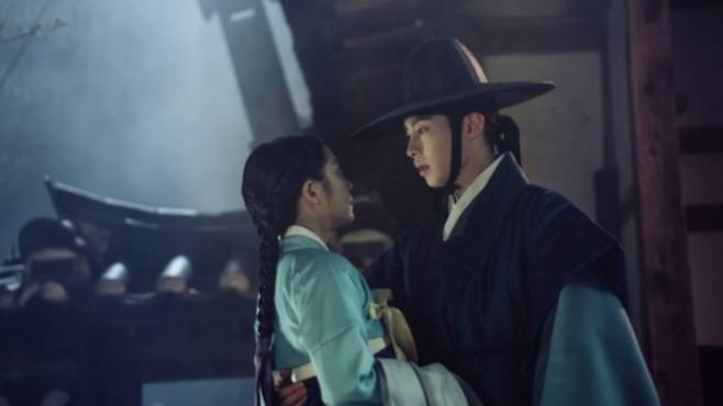 "Dear Hongrang" Sparks Massive Buzz Ahead of Release with Shocking Forbidden Romance Premise ...